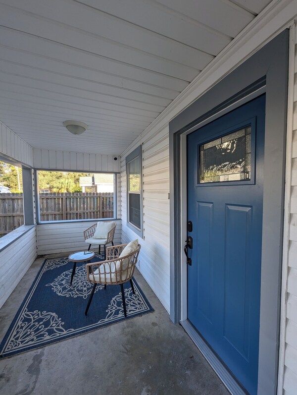 Quaint Bungalow Mins From Fsu/mid/downtown - Tallahassee, FL