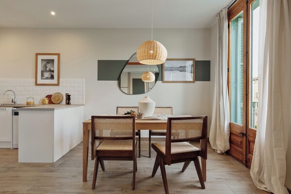 Amatitlan - 3 Bedrooms And Balcony In Eixample - Barcelona