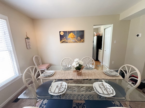Quiet Getaway With Pool And Full Of Amenity Backyard! - Dover, DE