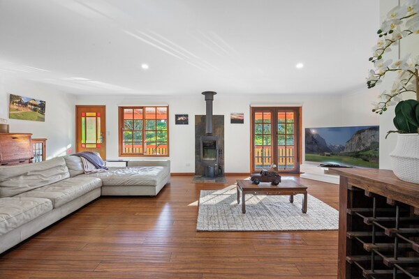 Pet Friendly Farm Stay In The Centre Of Tilba! - Narooma