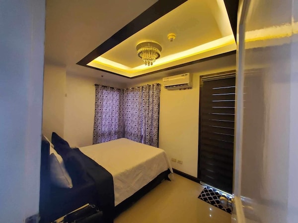1-bedroom Condo In Brilliant Manila With Ac, Fitness Room, Wifi - Manila