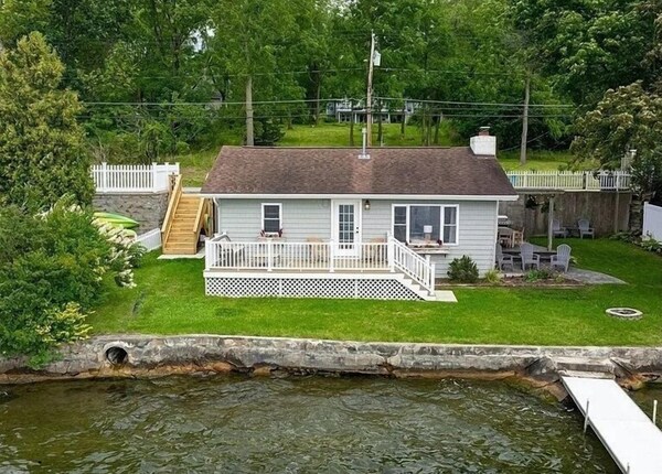 New Listing - Super 2 Bedroom Home With 72 Of Conesus Lakefront - 리마