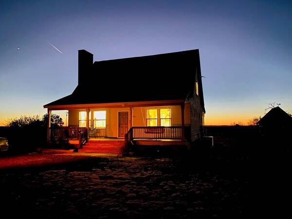 New* The Desert Ruby Family Getaway | 30 Mins To Canyon -Sunsets And Starry Nights - Grand Canyon National Park