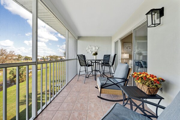 Newly Renovated, Gorgeous 2-bedroom Condo With Ac, Wifi In Tranquil Venice - Venice, FL