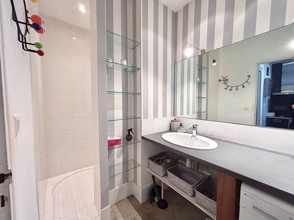 City Center - 2 Bedrooms Near The Maison Carrée - Nîmes