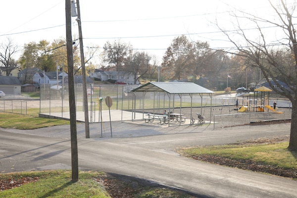 Cheerful 2 Bedroom Home In Trenton City - Trenton, MO