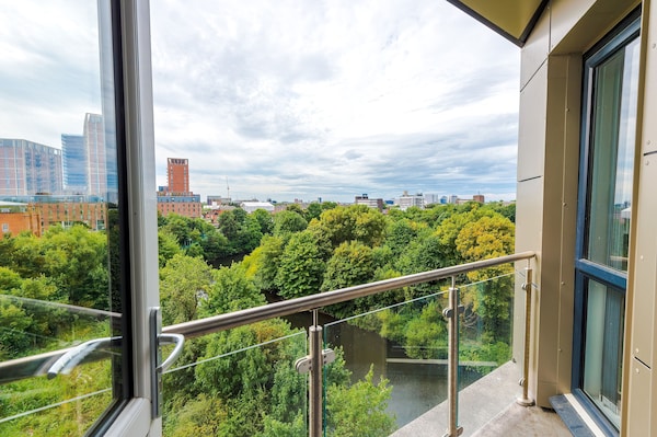 Cosy Mcr 1 Bed Apt With Balcony - Manchester