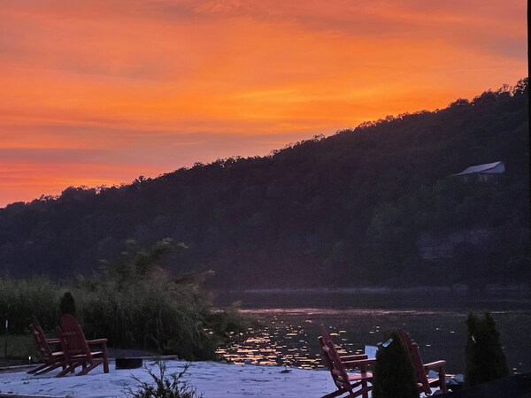 White Oak Landing Rv, Charming River Side Gated Rv Park Near Historic Clifton Tn - 테네시