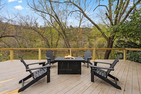 Bourbon Trail-hot Tub-riverview-2.5miles Buffalotr - Frankfort, KY