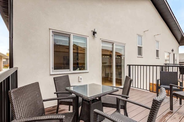 Brand New Perfect Family Home, W/ Garage Parking - Calgary