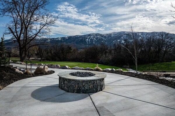 Our Suite Mountain Haven | Views Of The Golf Course - Eden, UT