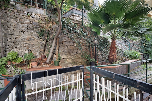 Apartment 'Alassio Holiday' With Private Garden, Balcony And Private Garage. - Alassio