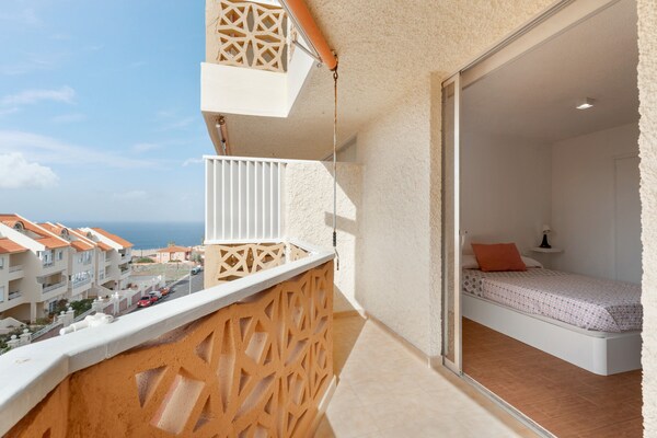 Apartamento De Vacaciones 'Luminoso Piso Con Vista Al Mar' Con Vistas Al Mar - La Laguna