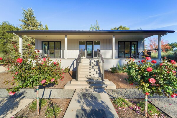 Luxury Cottage Minutes From Yountville With Pool/spa Access - ナパ・バレー, CA