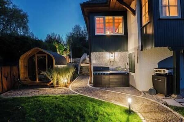 Black Forest Lodge With Jacuzzi & Outdoor Sauna - Forêt-Noire