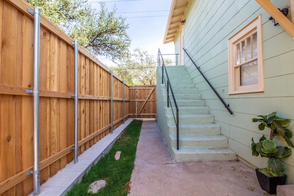 The Loft - 1br/1ba - Close To Ttu - Lubbock, TX