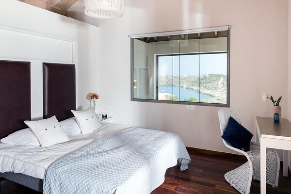 Seaview 4 Bedroom Villa - Creta