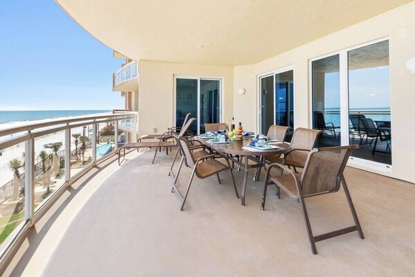 Exclusive Oceanfront 3-bedroom Condo  Your Perfect Coastal Retreat! - Port Orange, FL