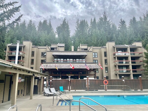 Tantalus Boutique Hotel Spacious Whistler Suite - Whistler