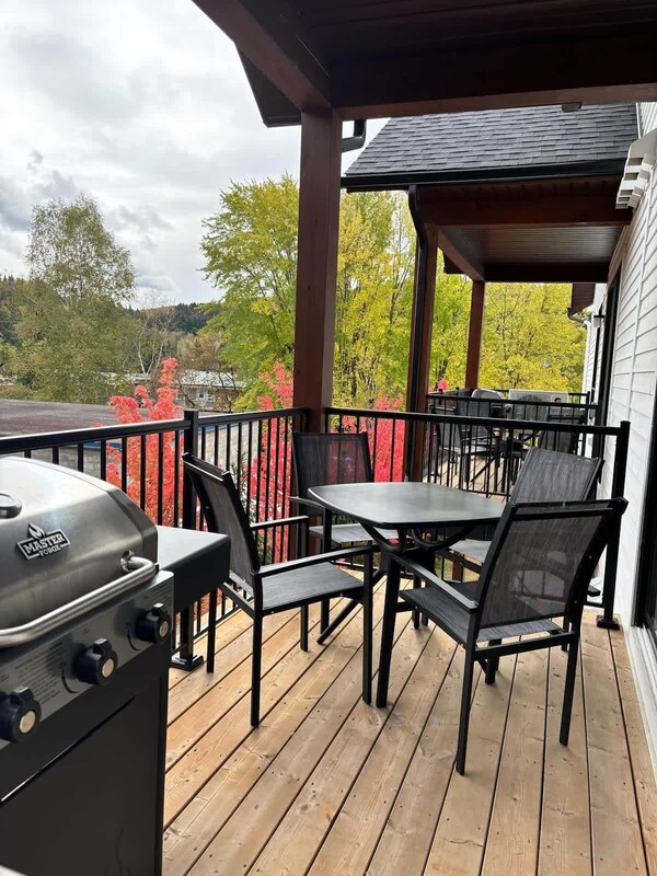 The 303 - Mont-Tremblant