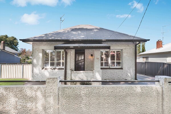 "Mclachlan Cottage" In Trendy Central East Orange - New South Wales