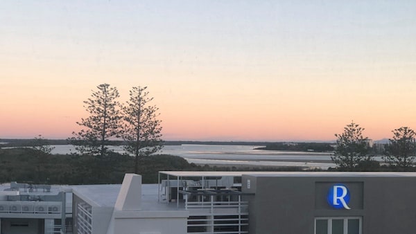 Centrepoint Unit 27 - Prime Location In Caloundra Cbd! - Caloundra