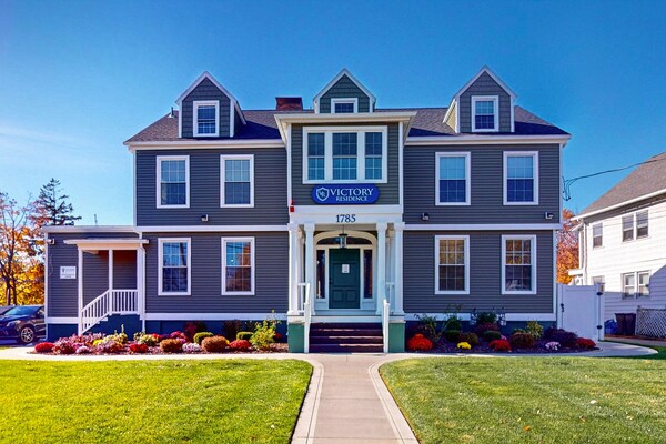 Cozy Apartment Near I91 & Holyoke Medical Center + Wifi - Springfield, MA