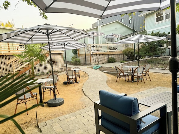 Swank Boutique Suites | Deluxe King - Ashland, OR
