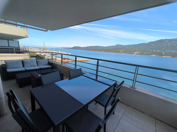 Locnat- Magnificent T3 On The Seafront - Propriano