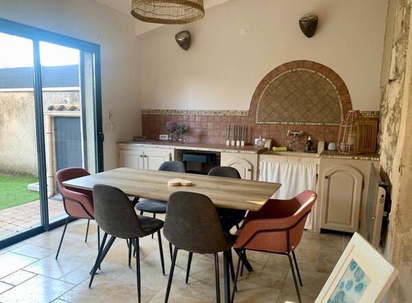 Cosy Provencal Town House In The Heart Of The Alpilles Close To All Amenities - Eygalières