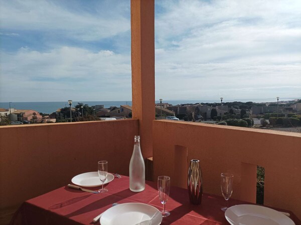St Pierre La Mer: T2, Piscine, Parking, 4 Pers - Saint-Pierre-la-Mer