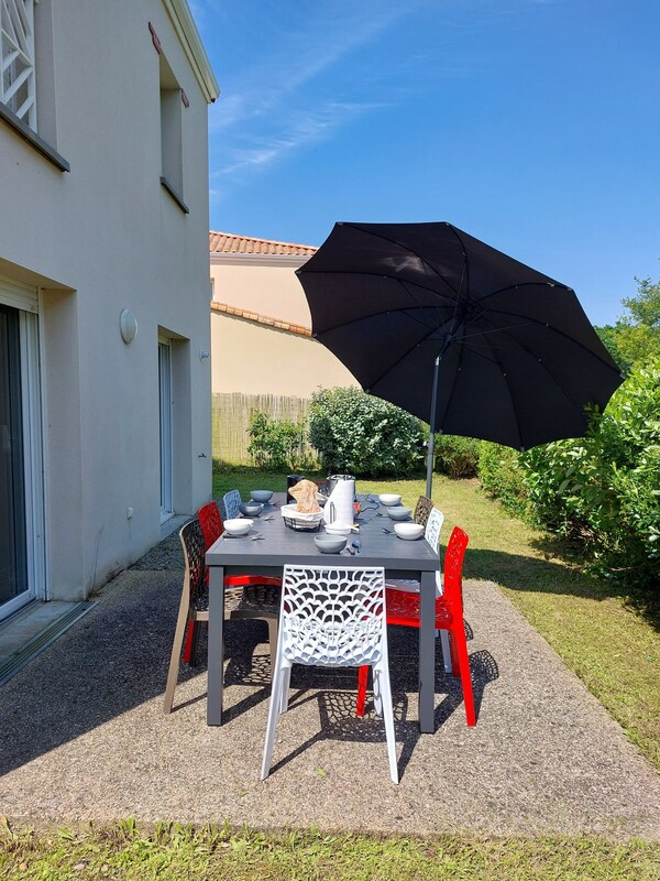 House 8 Pers With Garden 15 Min Walk From La Joselière Beach - Pornic