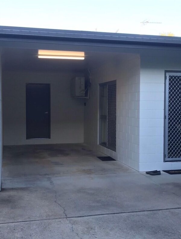 #3 Haven On Hughes 2br Clean Peaceful Close To City - Townsville