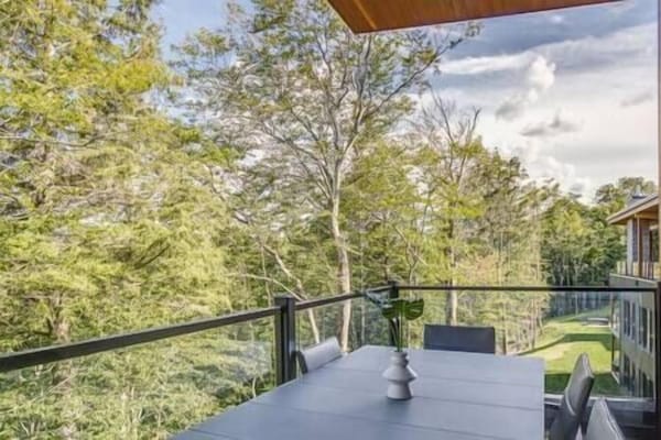 Penthouse At The Foot Of Mont Orford! Spas & Pool - Orford