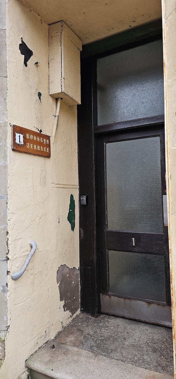 Snug - Macushla Apartment - Gourock
