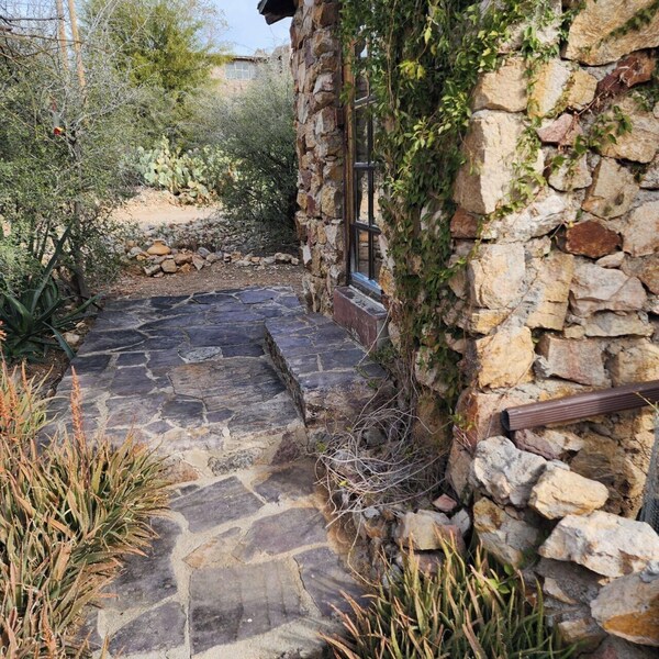 Desert Experience Historic Orchid Stone Cabin Small 2 Bedroom 1 Bath - Casino Del Sol