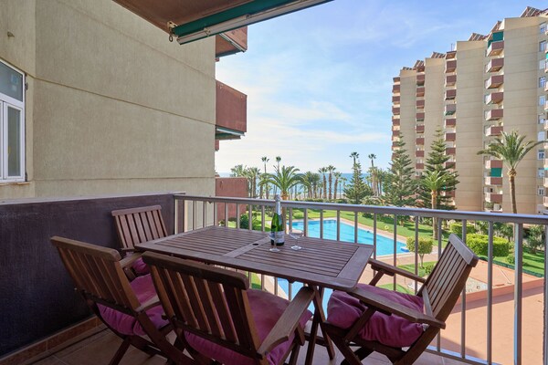 Apartment 'Apartamento Son De Mar Gondolas' With Sea View, Shared Pool And Wi-fi - Almuñécar