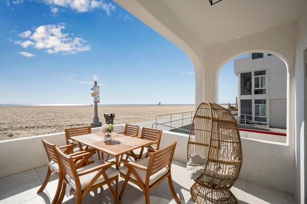 West Oceanfront Oasis 1 - Newport Beach, CA