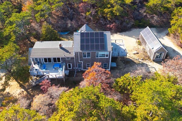 Unwinder: 085-w  Modern 5 Bedroom Wellfleet Cottage, Steps To The Atlantic - Wellfleet, MA