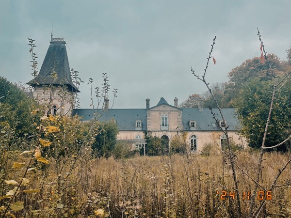 Our House - Chateau De La Boulaye - Manche