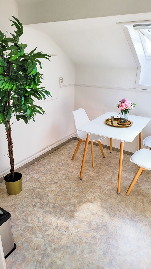 Dg Left -Beautiful 40m² City Apartment Near Salzburg - Salzburg