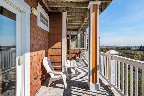 Shallowbag Bay 704: Dog-friendly | Pool\/gym Access - Manteo, NC