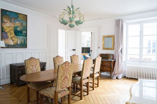 Magnifique Appartement Au Coeur De Versailles - Versailles