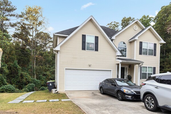 Charming 2bd/1bth Home Near Atlanta Airport - South Fulton, GA