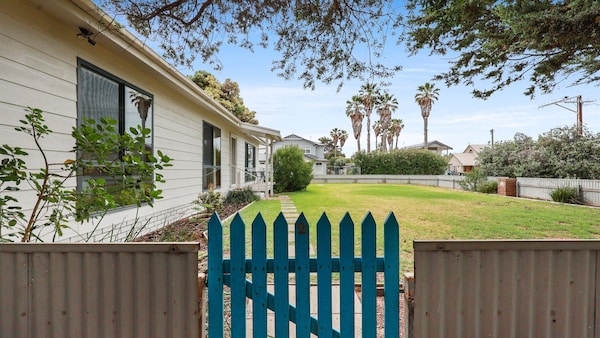 Hazel House, 2 Hazel St, Goolwa Beach - Middleton