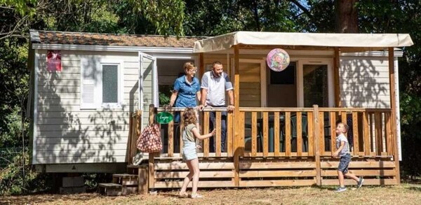 Camping - Funpass Inclus - Piscine  - Ccaefhd - Concarneau