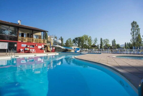 Camping - Funpass Inclus - Piscine  - Ccaegai - Condrieu