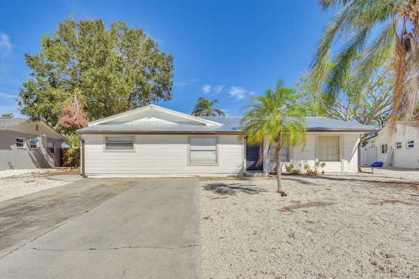 4 Mi To Riverwalk: Bradenton Home W/ Game Room - Bradenton, FL