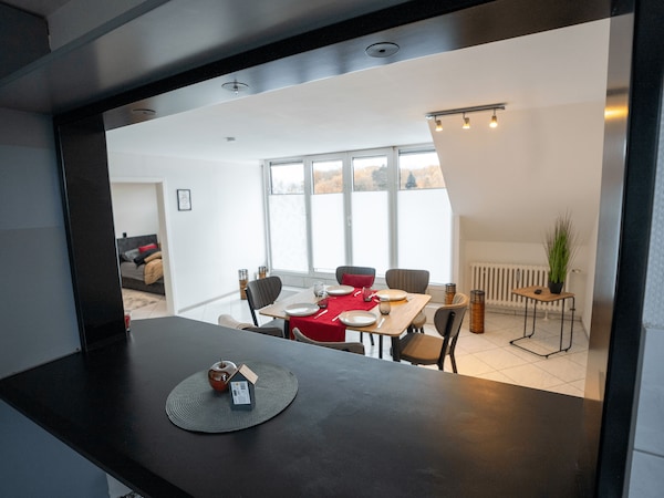 Serviceroom24 - Apartment 4 In Gladbeck Wlan - Smart-tv - 24-7 Check-in - Bottrop