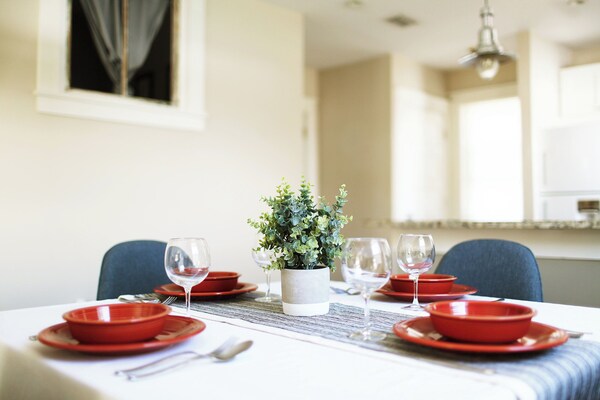 Lincolnville Loft Walking Distance To Historical Downtown St. Augustine - St. Augustine, FL